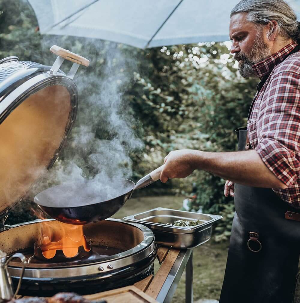 Monolith Ceramic Egg BBQ - Your Smoker, Pizza Oven, & BBQ